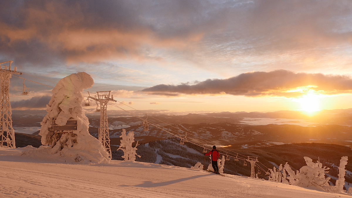 WINTER IN DESTINATION OSOYOOS IS A WARM HUG